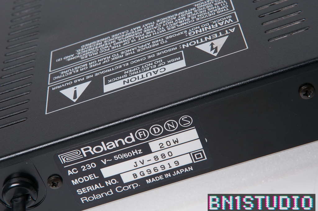 Roland JV-880 Keyboard Module | Bn1studio