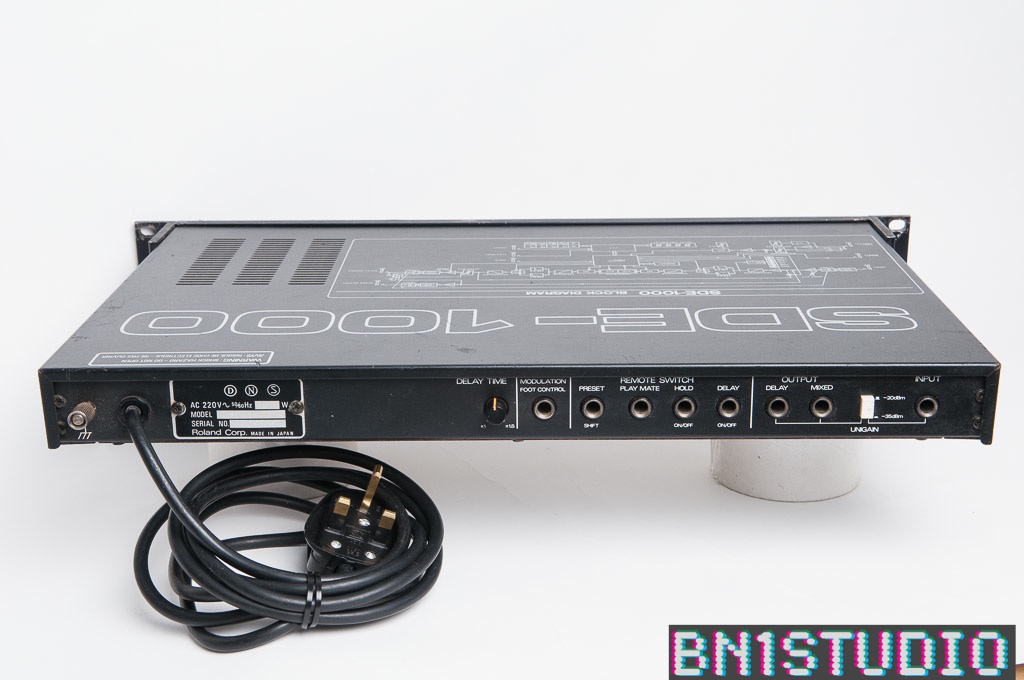 Roland SDE-1000 Digital Delay Line | BN1studio